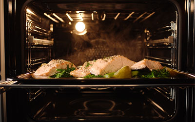 Westinghouse 60cm Multi-function 19 Pyrolytic Oven with Roast + Steam ...