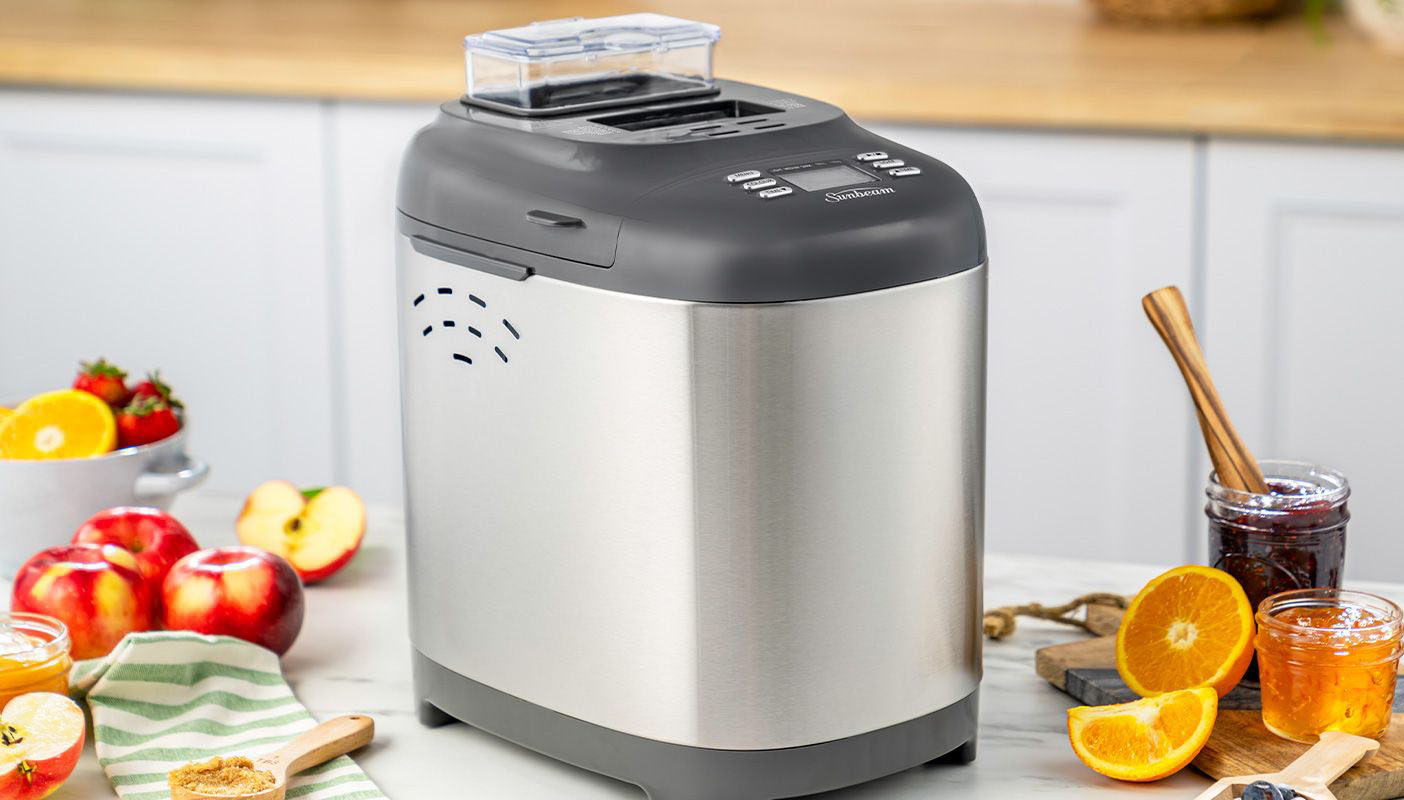 Sunbeam ExpressBake™ Bread Maker. BMM4000SS - Bing Lee - Bing Lee