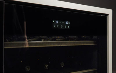 Smeg 38 Bottle Built-in Wine Cooler Dolce Stil Novo Aesthetic Right ...