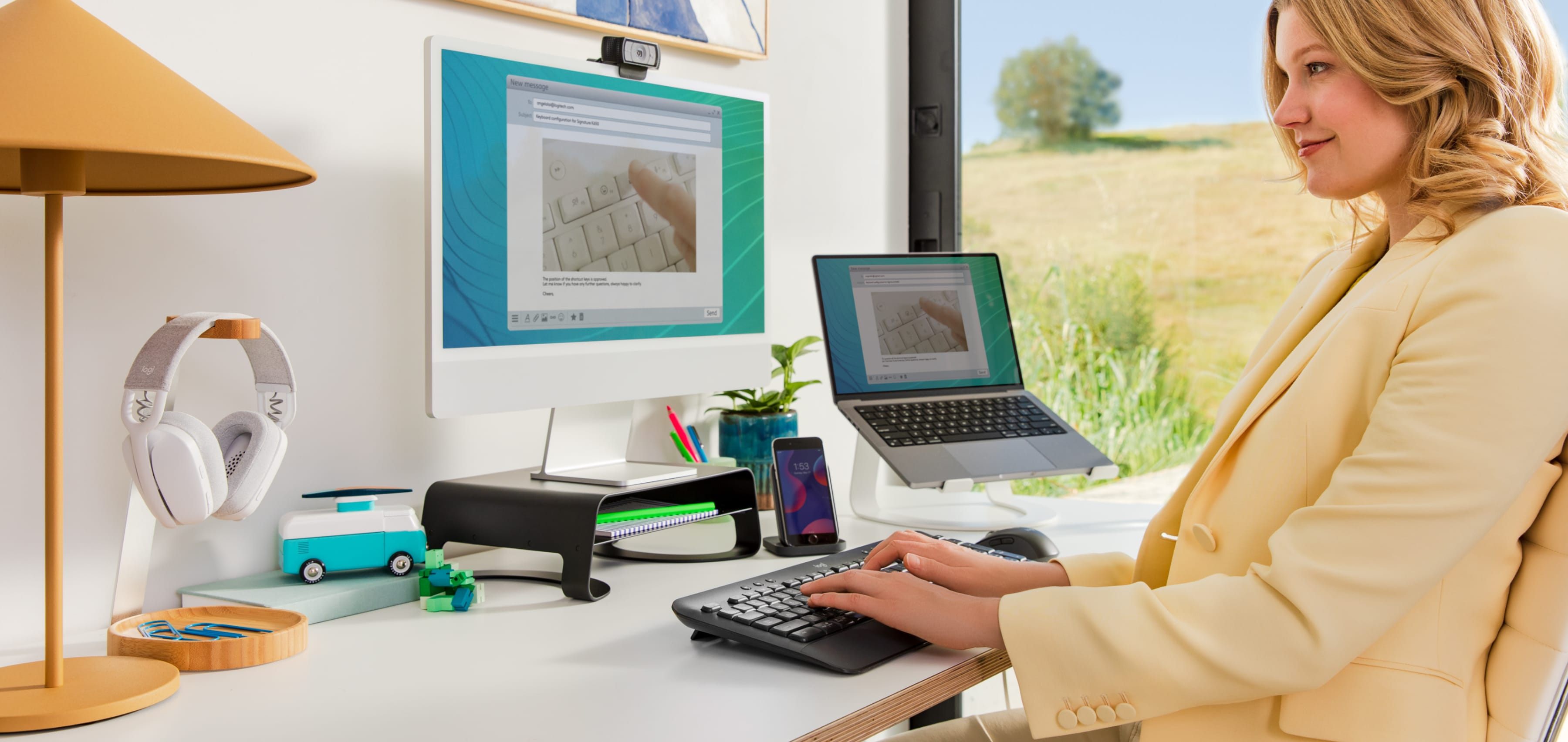 Logitech Signature K650 Multi-Device Bluetooth Keyboard Graphite. 920 ...