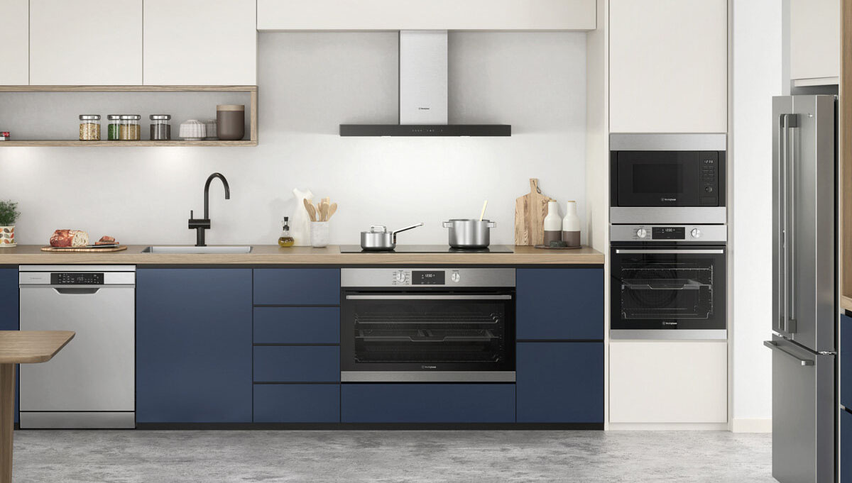 Westinghouse 90cm Canopy Rangehood WRC924SC - Bing Lee