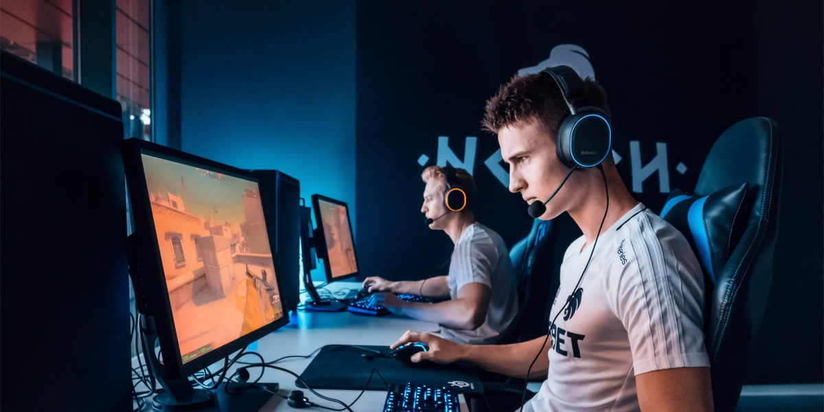 How to Transform Your Bedroom Into the Ultimate Gaming Room - Bing Lee