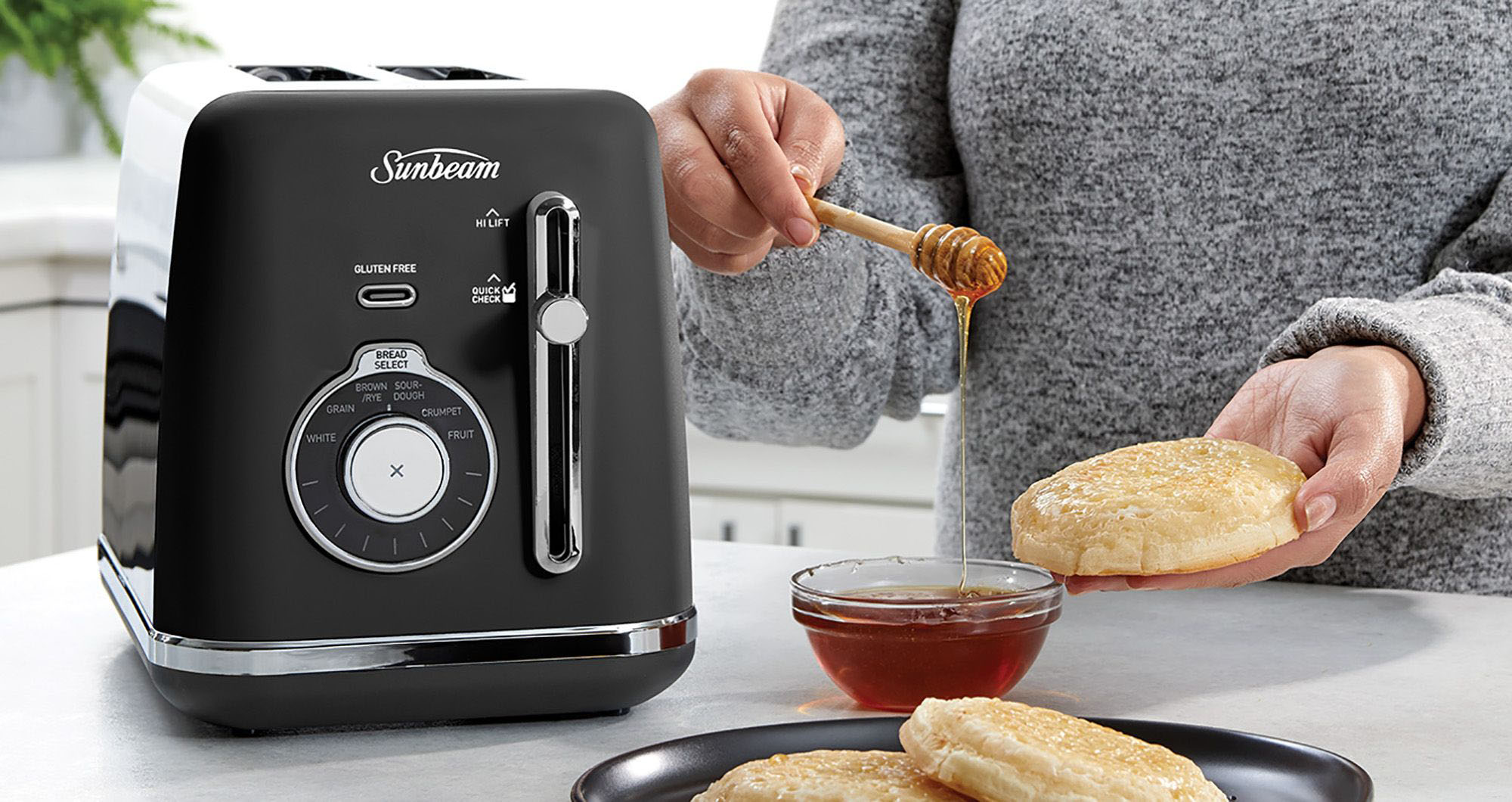 Sunbeam Alinea ™ Select 2 Slice ToasterBlack TA2820K - Bing Lee