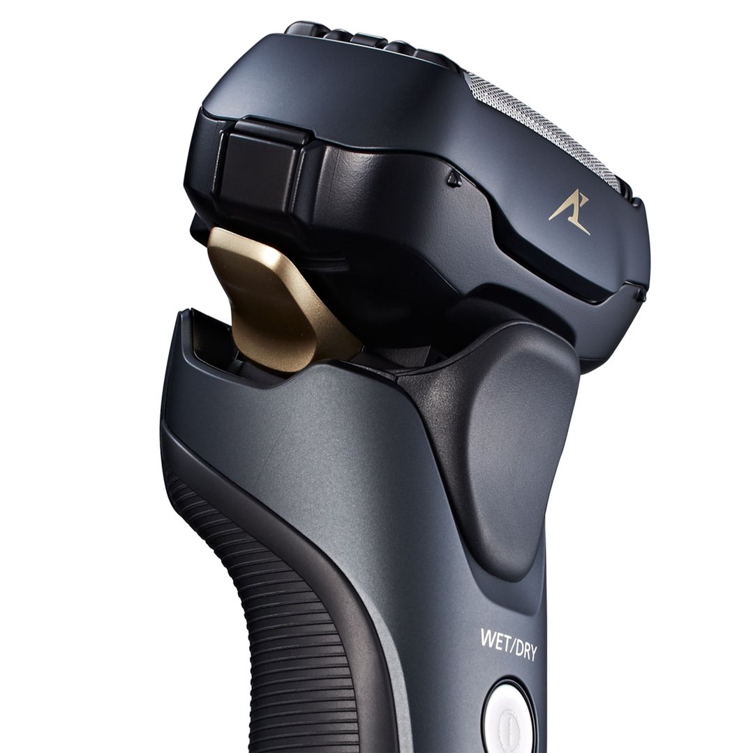 Panasonic Multi-Flex 5-Blade Rechargeable Shaver. ES-LV97-K841 - Bing Lee