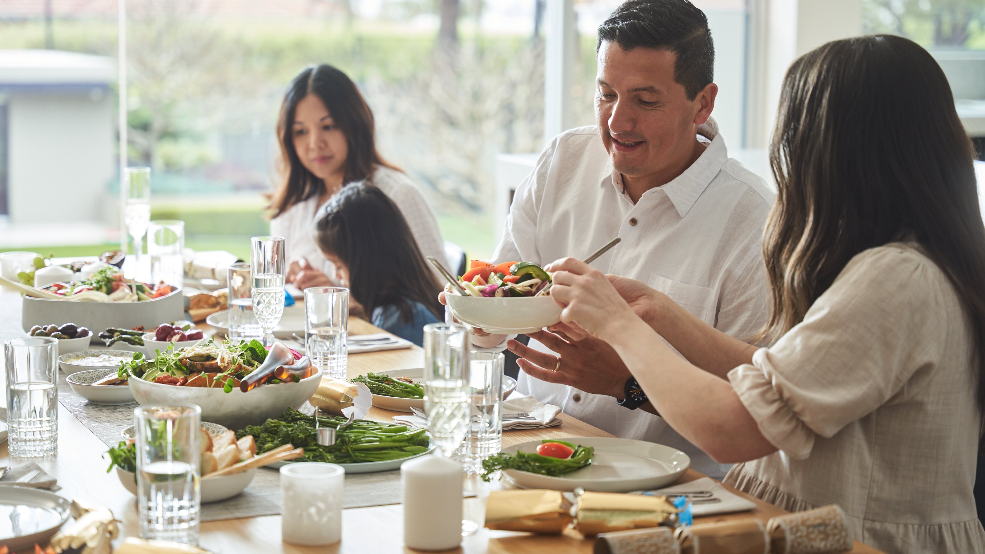 Discover Australian Christmas Lunch Recipe Ideas - Bing Lee - Bing Lee